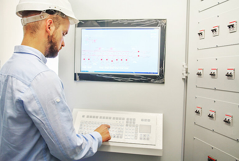 Visualization and Operator Interface | MCS